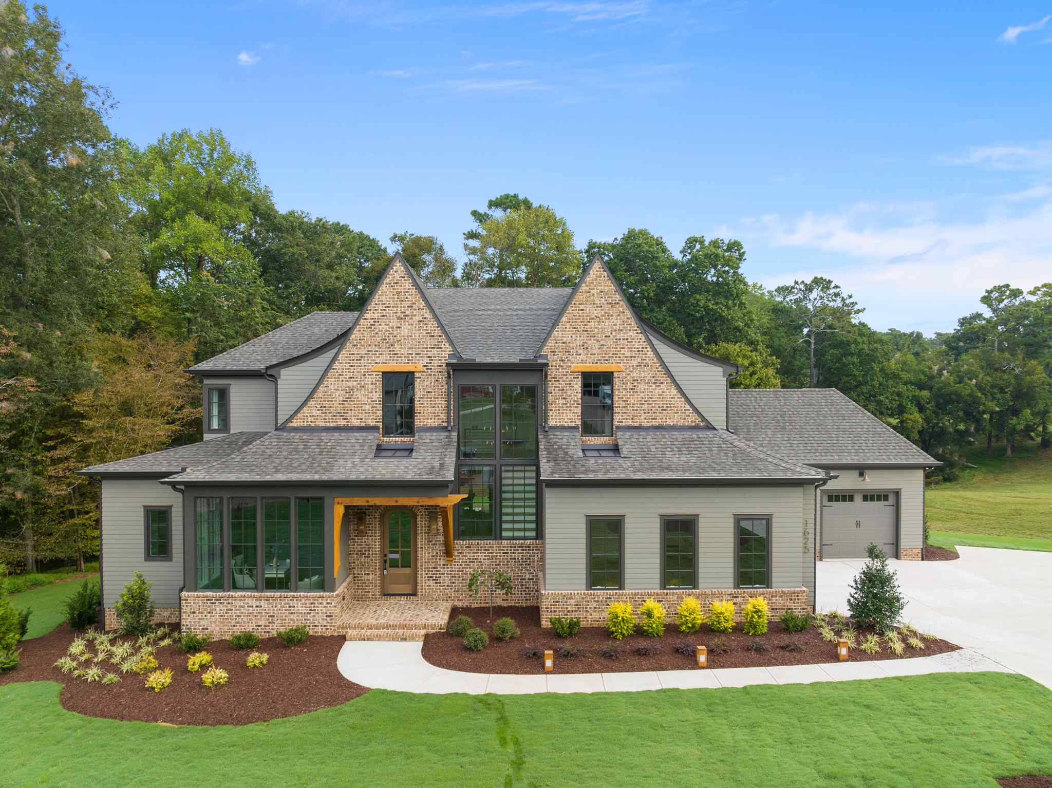 Gallery - Exteriors | Grand Highland Estates
